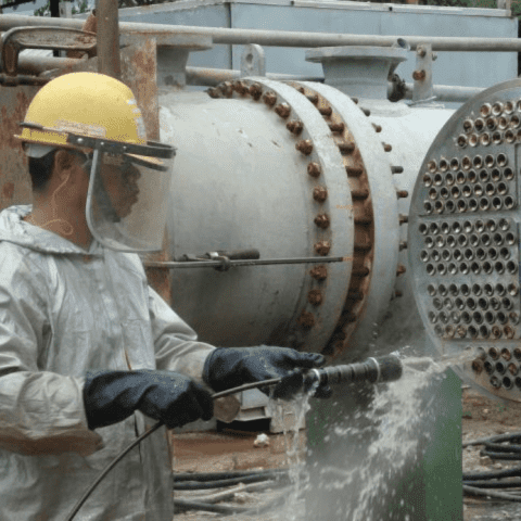 Refinery High-Pressure Waterblasting - Jetstream