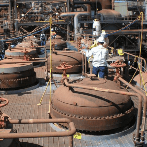 Refinery High-Pressure Waterblasting - Jetstream